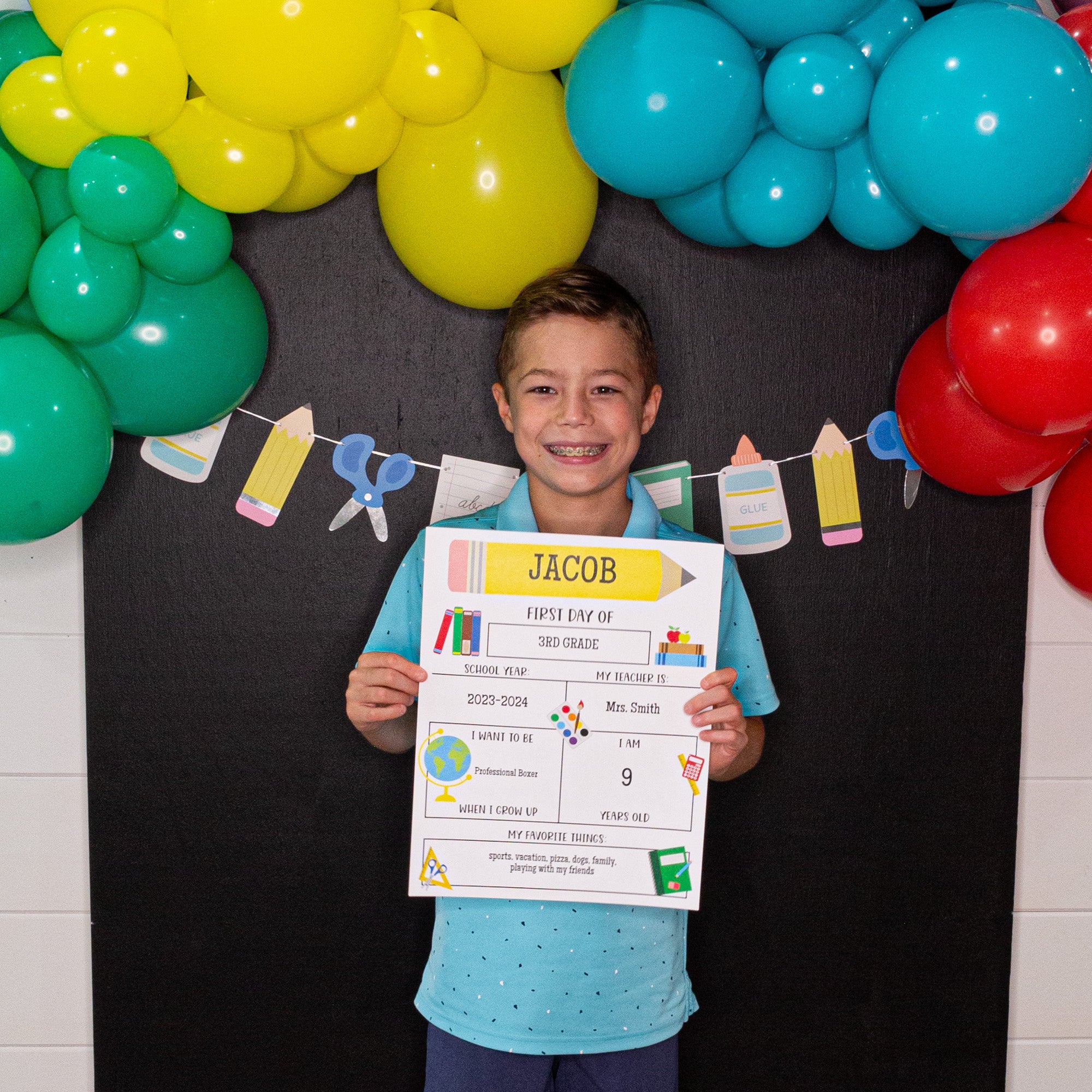 Free Printable First Day of School Photo Sign | The Party Darling